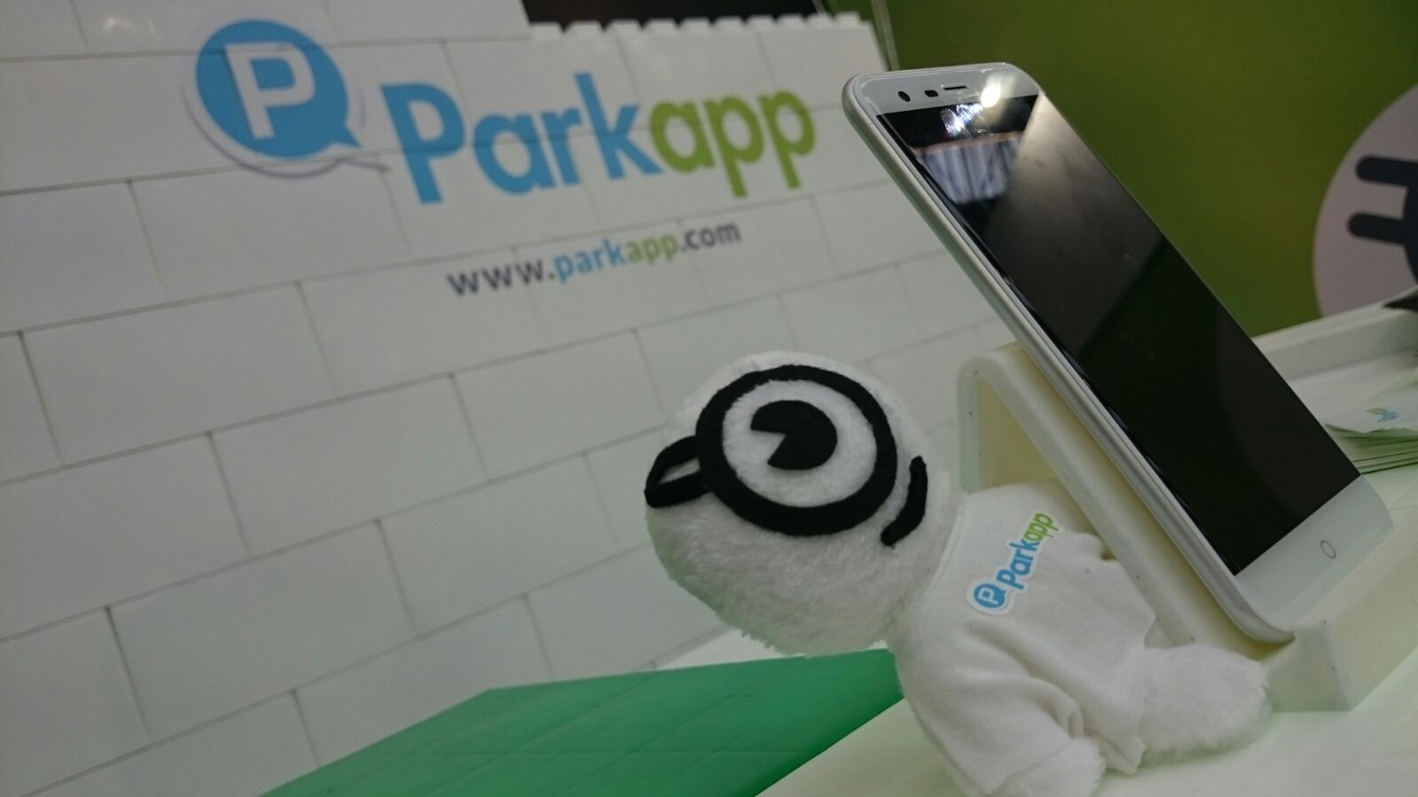 Busca, Reserva y Paga tu plaza de Parking Online | Parkapp
